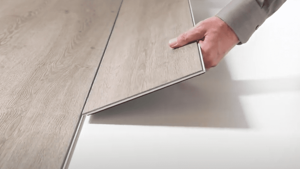 有偶設計 YooDesign | 高質感辦公室地板大對決 -- 為何石塑(SPC) 地板優勝木地板